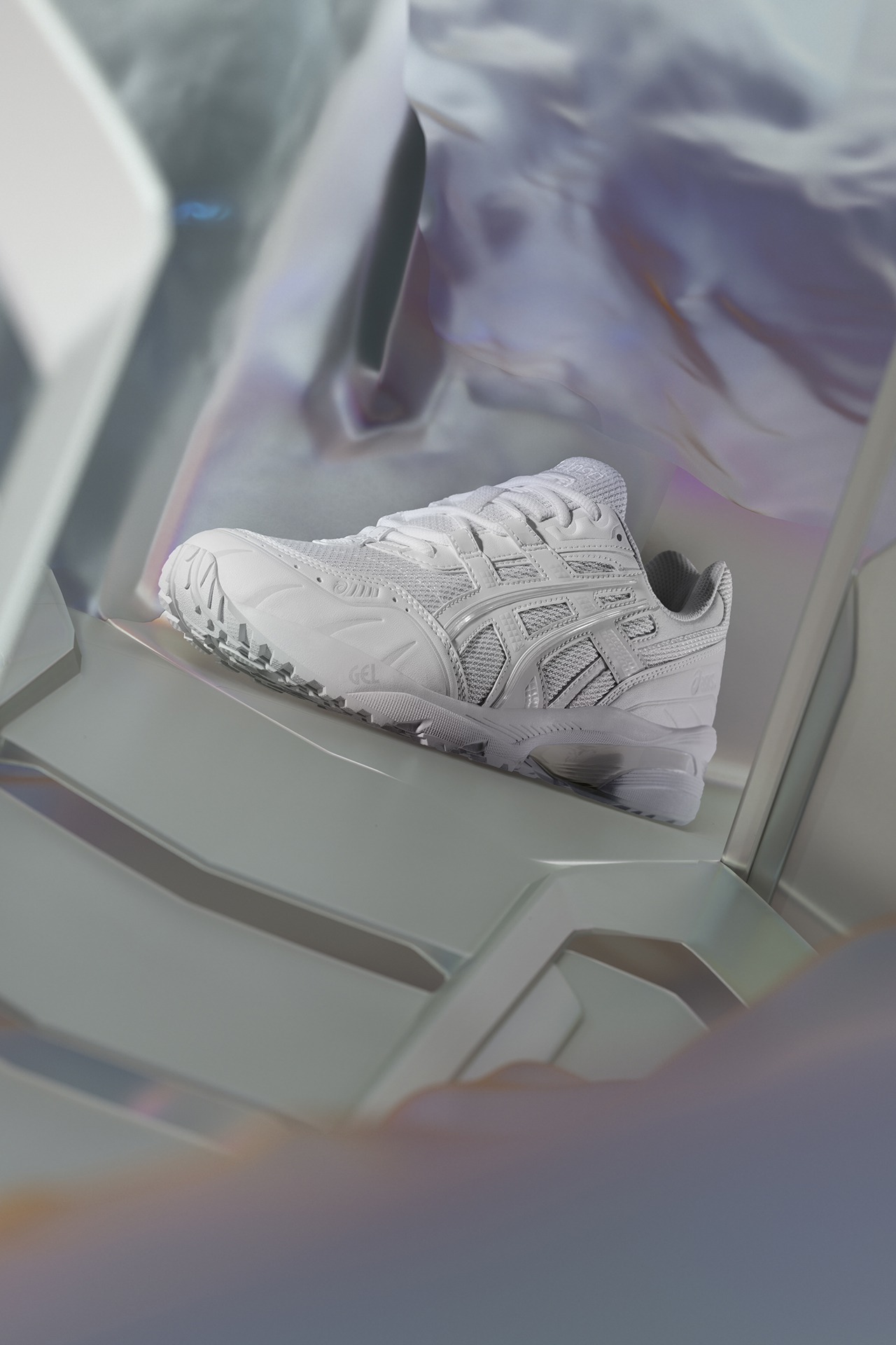 TOBIAS FAISST — Asics – 1090